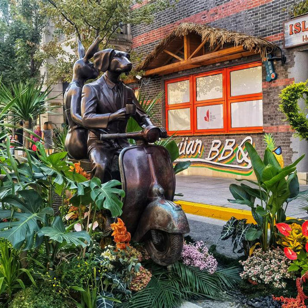 Sculptures deck up Maoming Road, walking street to stay open till 4am ...