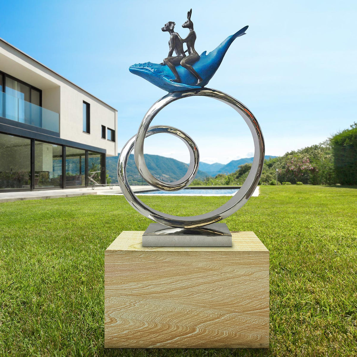 Round and Round Whale – Gillie and Marc®