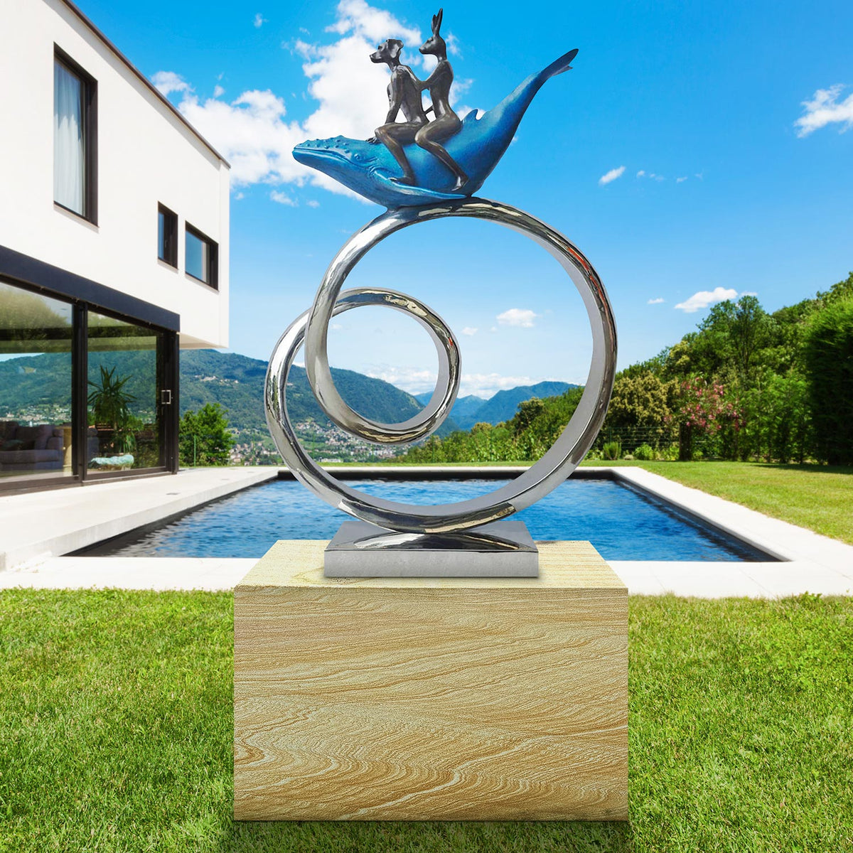 Round and Round Whale – Gillie and Marc®