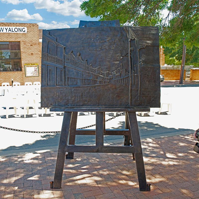 Sir Russel Drysdale's Easel (Bronze Sculpture) – Gillie and Marc®