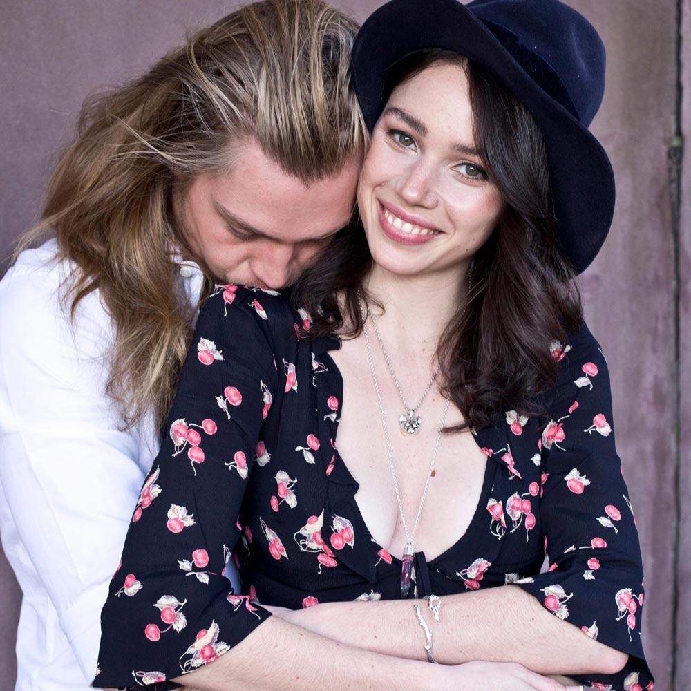 She wanted to spend her 9 lives with him (Pendant) – Gillie and Marc®