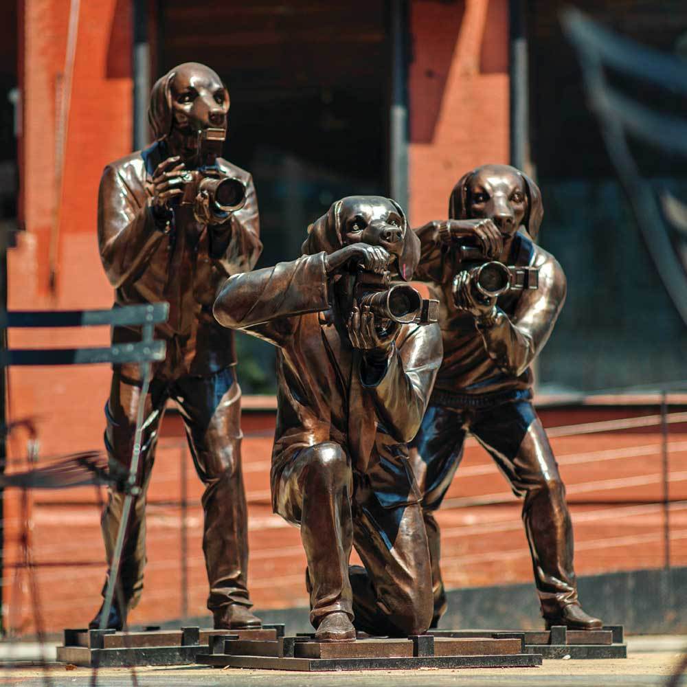 Paparazzi Dogs (Bronze Sculpture) – Gillie and Marc®